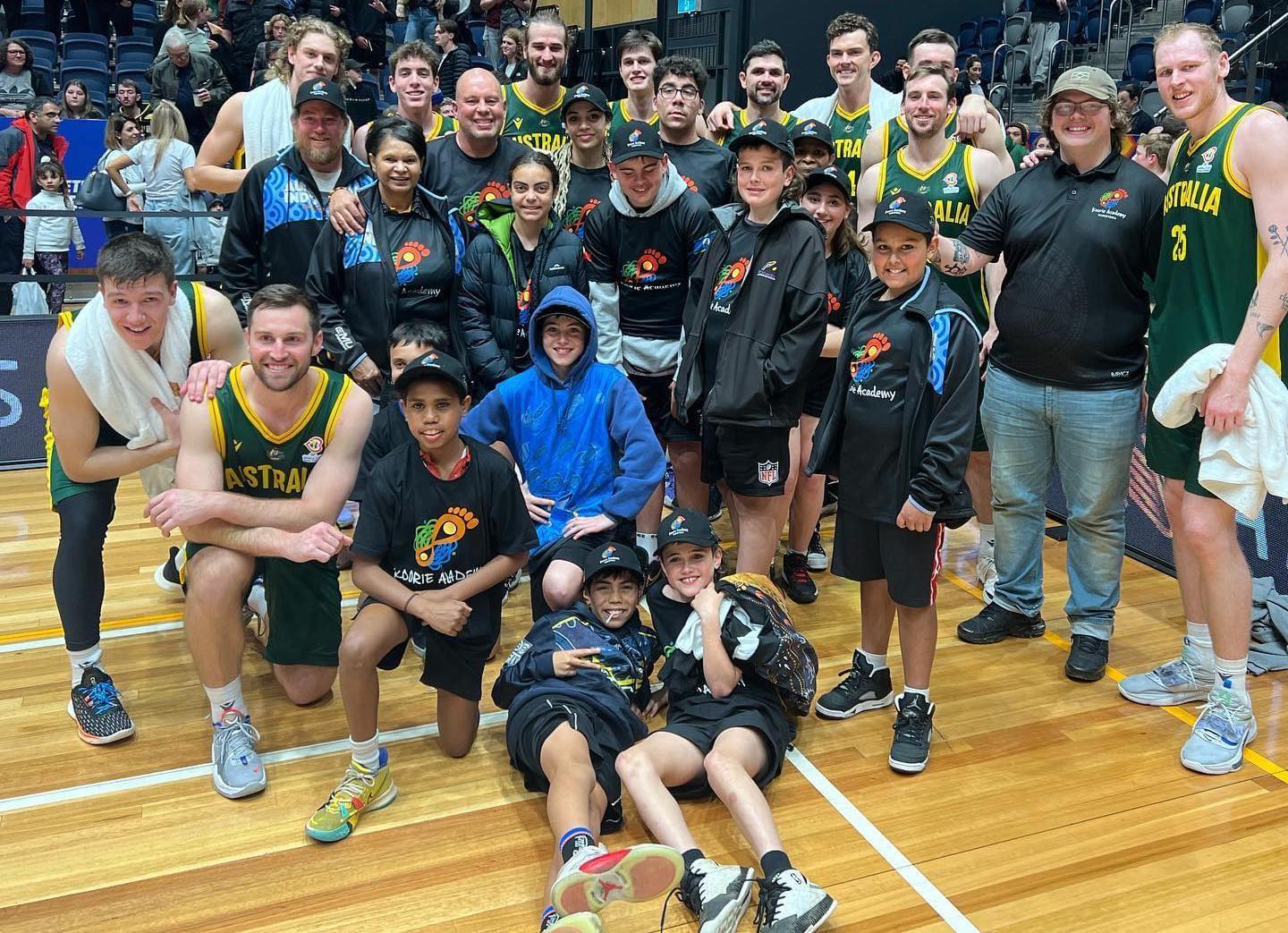 Indigenous basketballers hit centrecourt in Bendigo... | National ...