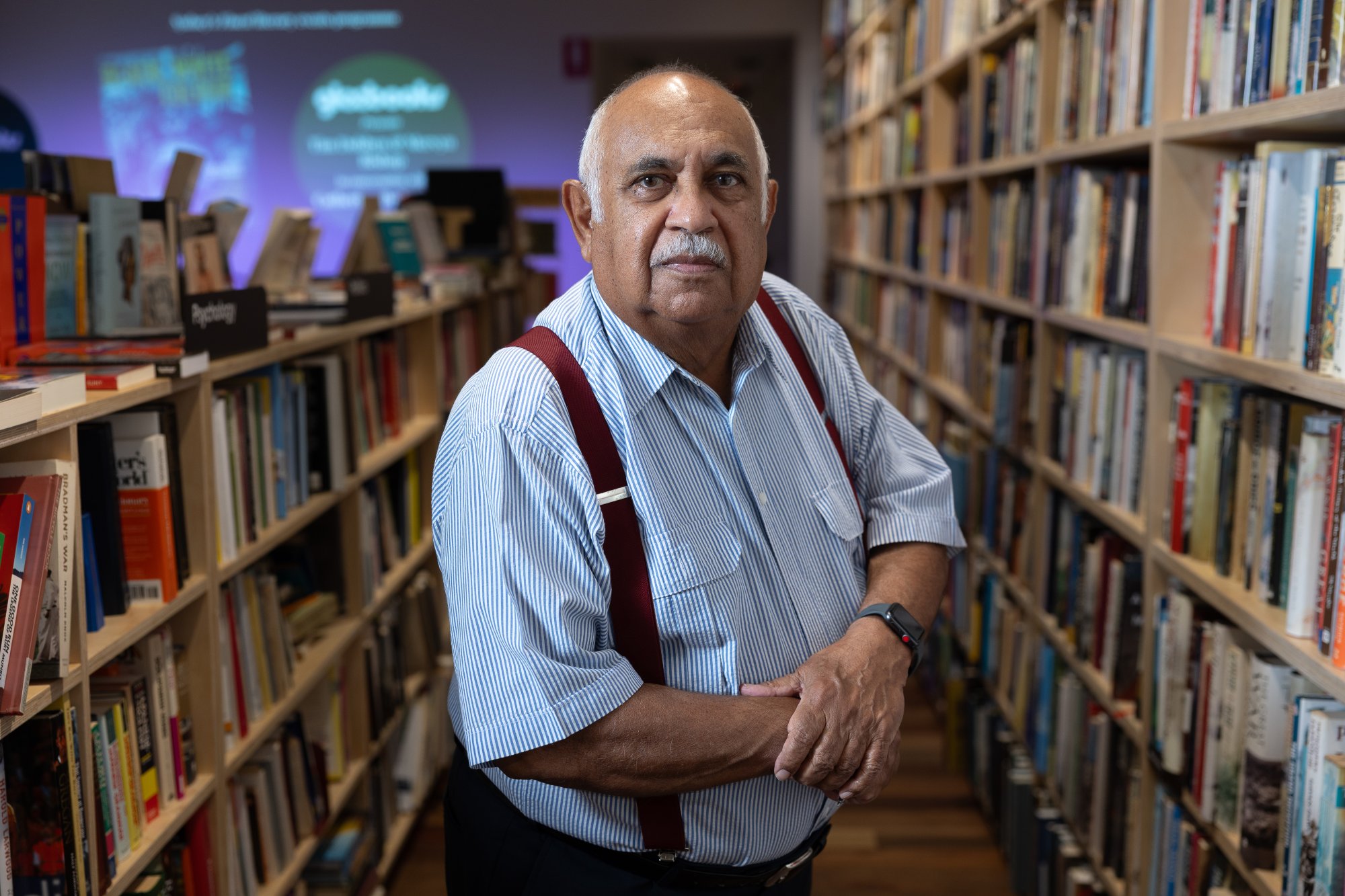 Mervyn Bishop: First Aboriginal news photographer's... | National ...