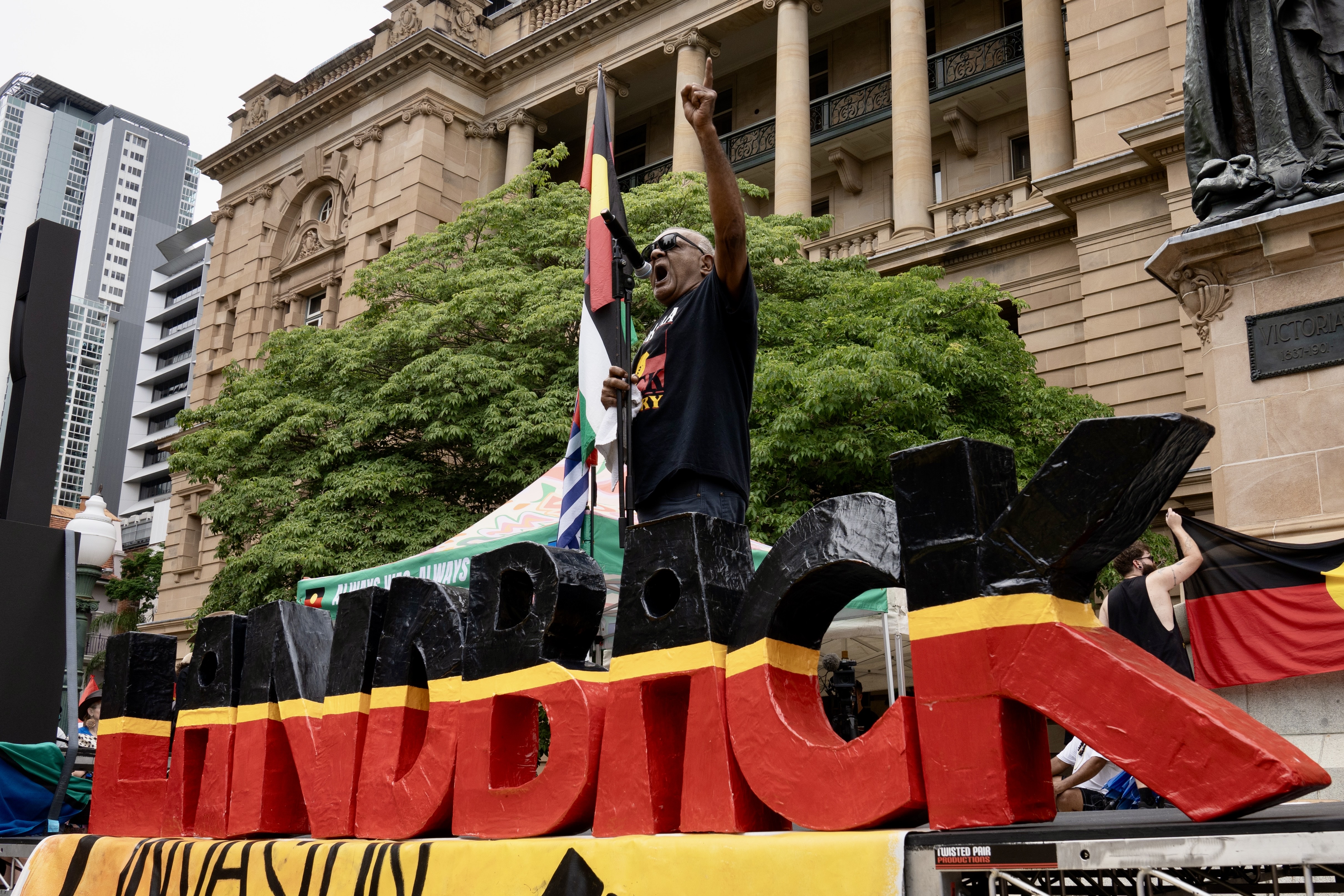 "What do we want? Justice!" - 15,000 take to Meanji... | National ...