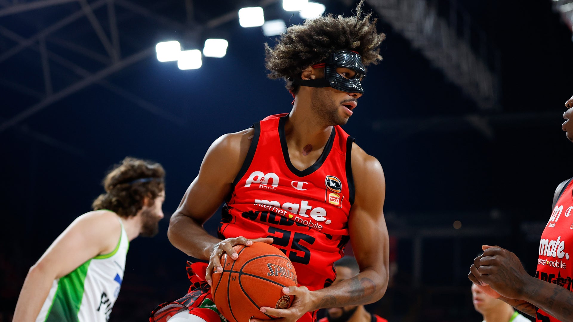 Pinder's career night leads Wildcats to victory ove... | National ...