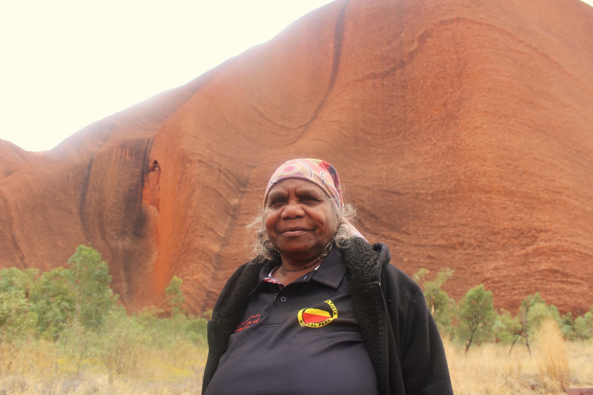 Symbolic handback of Uluru celebrated 40 years on | National Indigenous ...