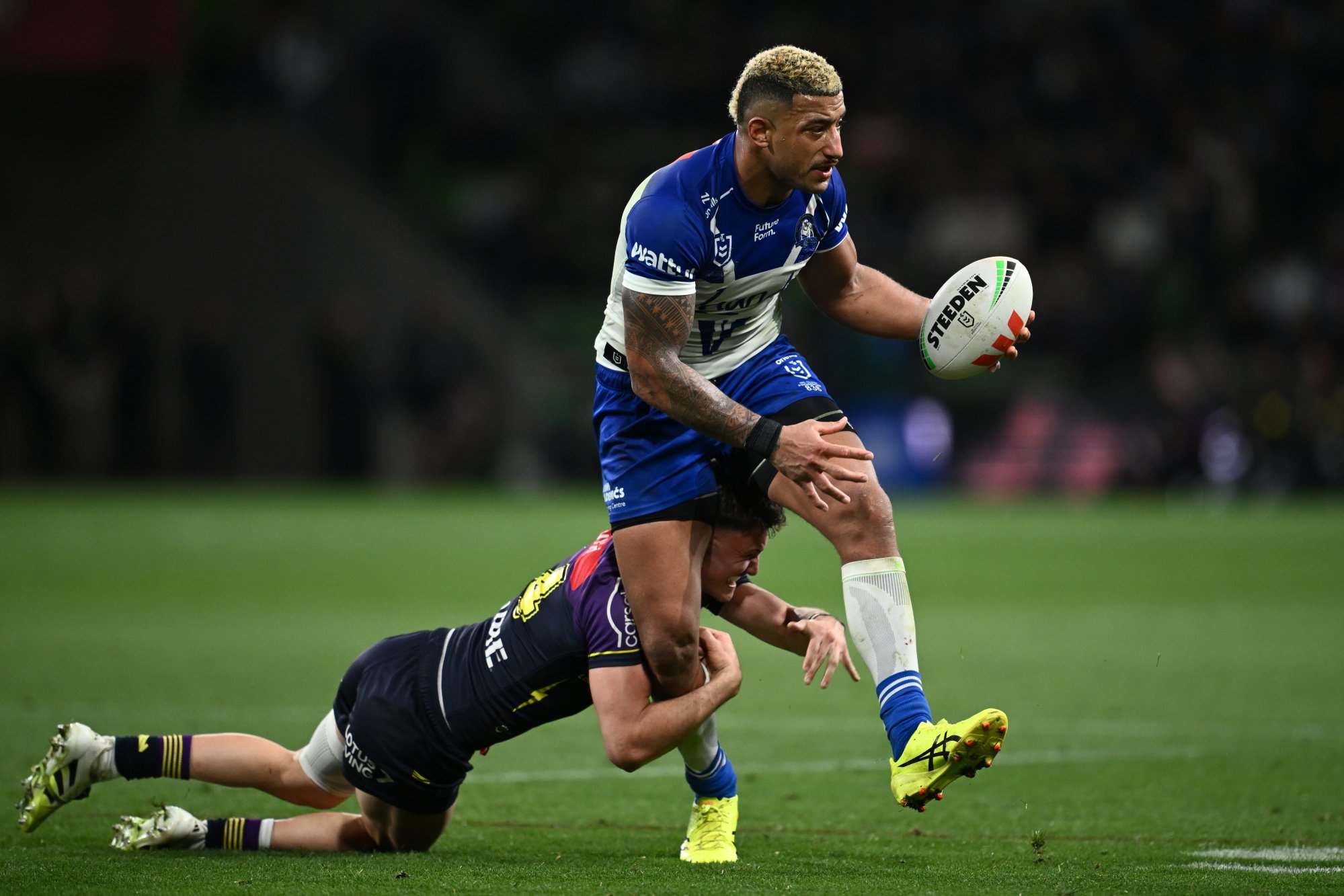 New deal keeps Bulldogs behemoth out of Bears' clut... | National ...