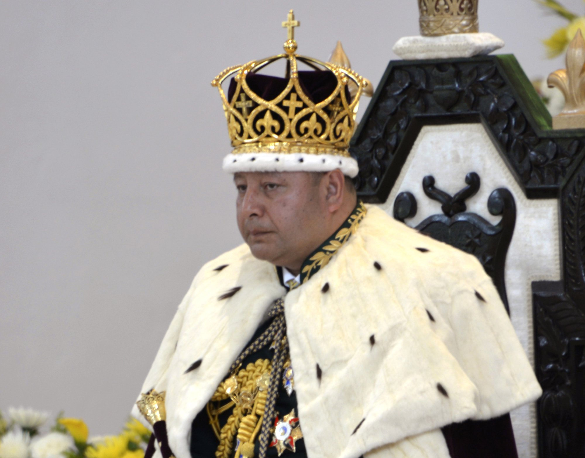 Tonga's king to receive royal homecoming in Canberr... | National ...