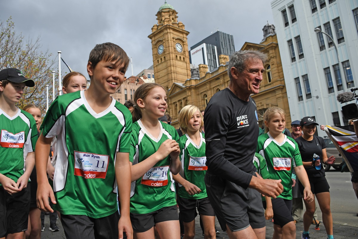 Former Liberal MP Pat Farmer begins ultramarathon t... | National ...