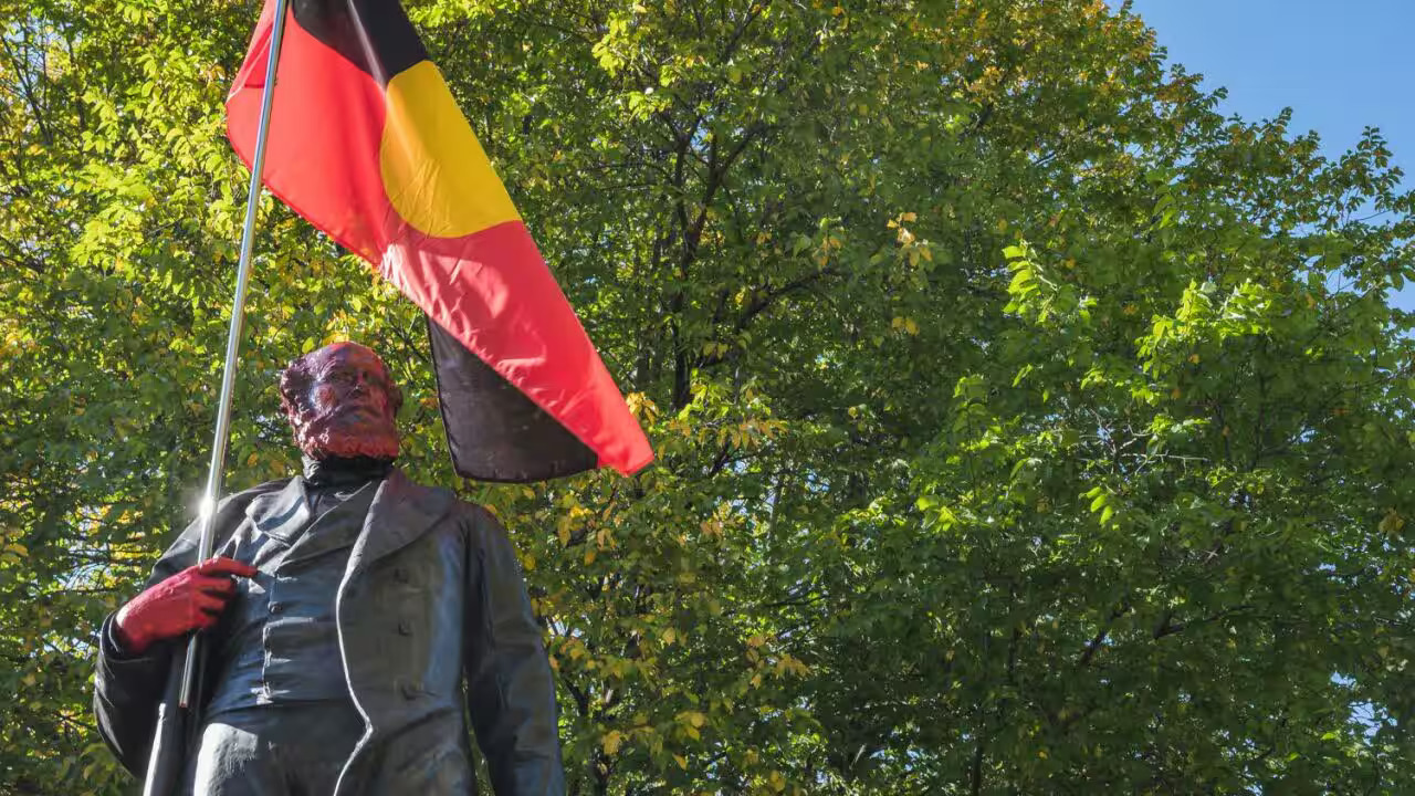 Project removing colonial statue nominated for nati... | National ...