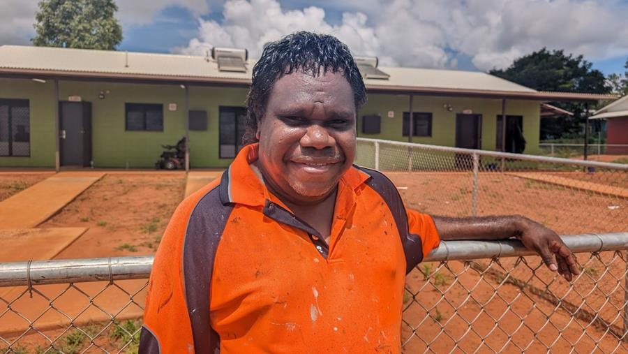 Binjari Community Aboriginal Corporation works on r... | National ...