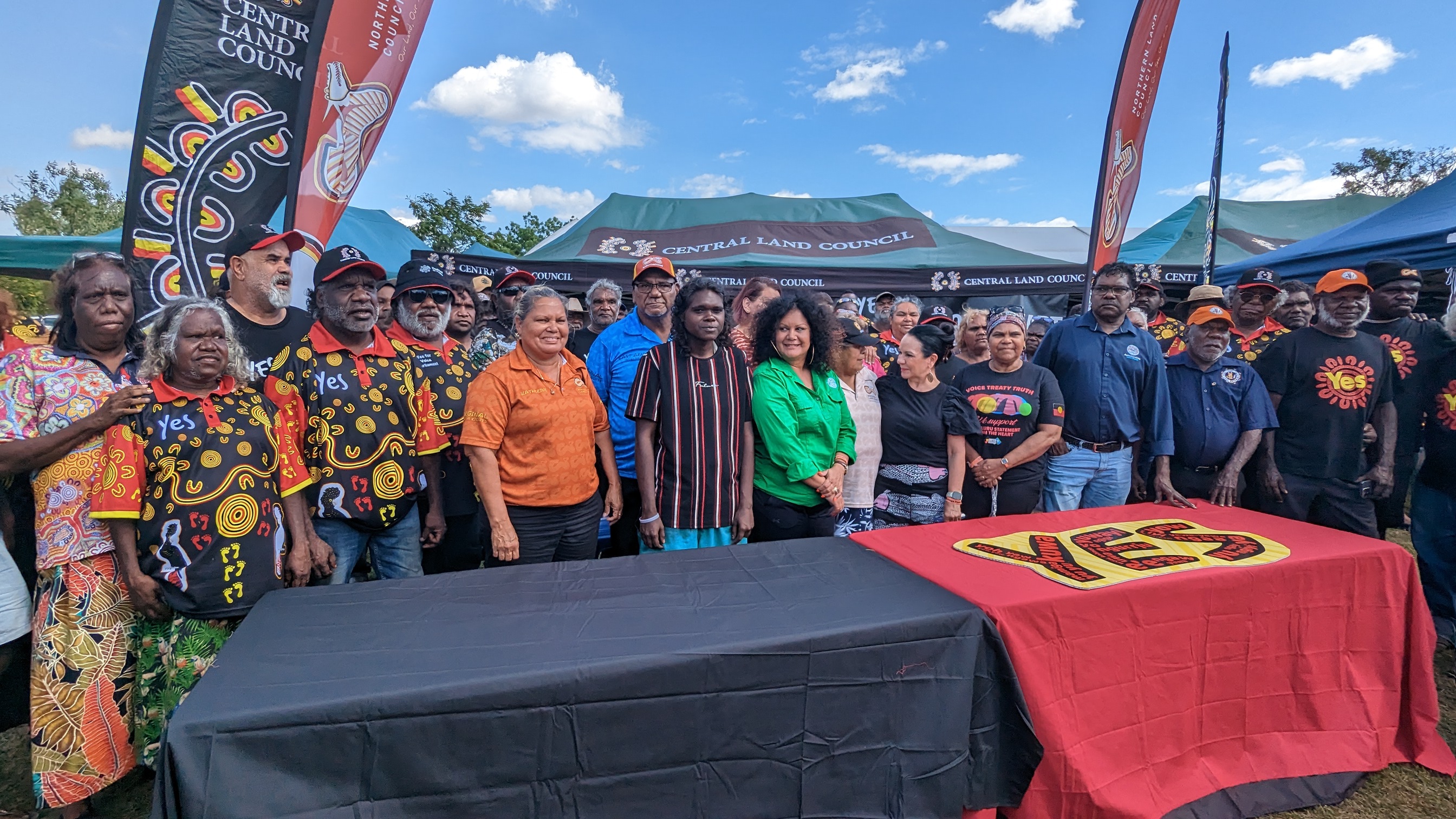 NT land councils unite to issue historic declaratio... | National ...