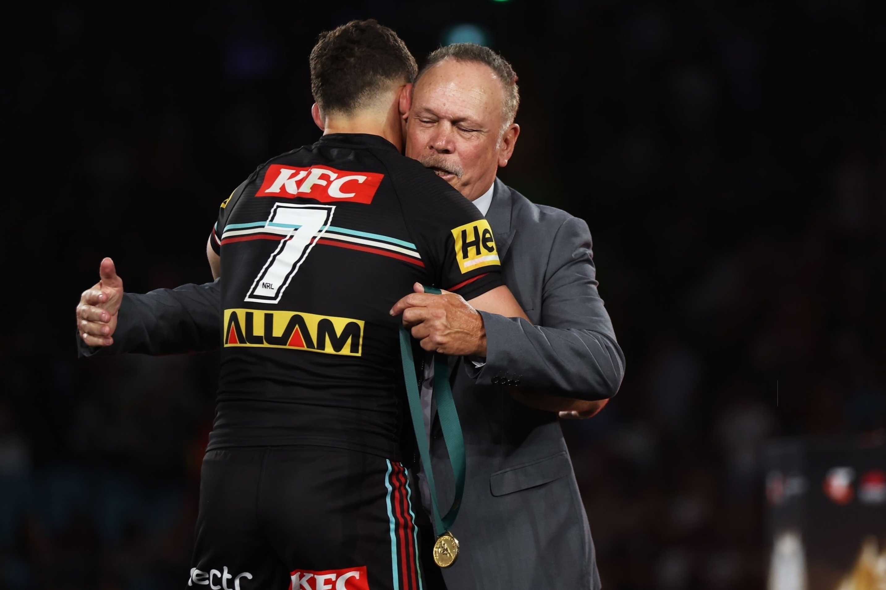 Lyons presents grand final medal, supports slammed ... | National ...