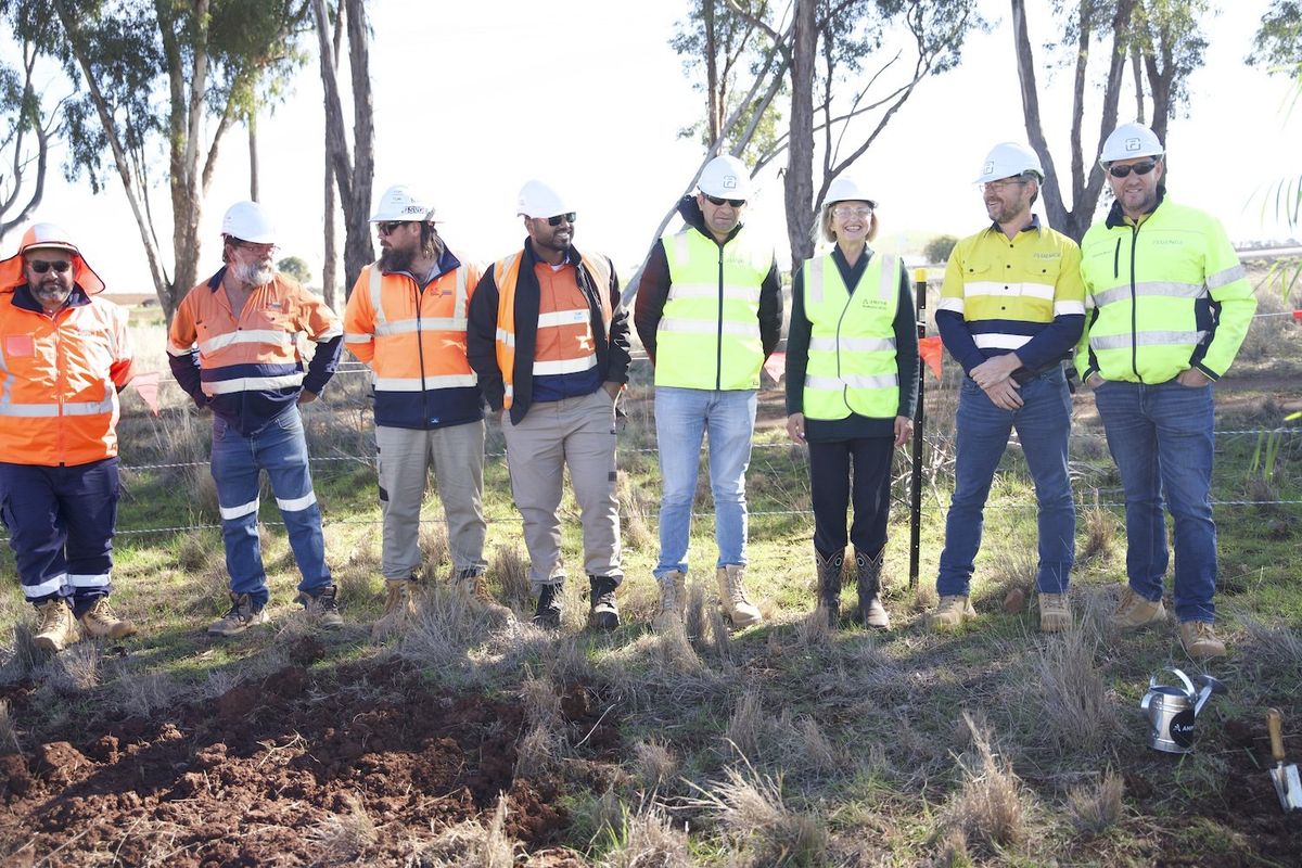 Landmark $450 million renewables project wins globa... | Indigenous ...