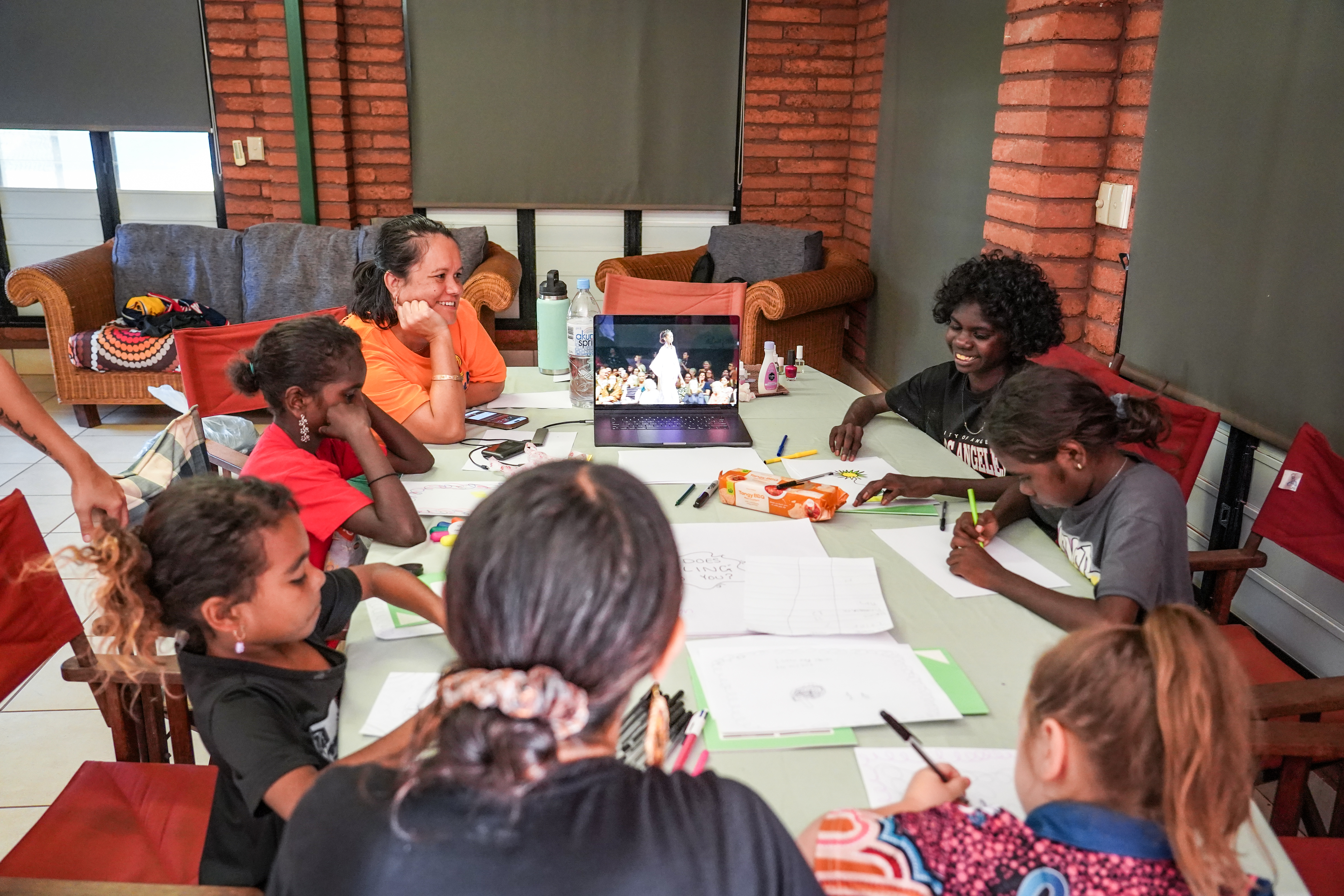 “Strong, Healthy, Deadly”: Maningrida Youth Wee... | National ...