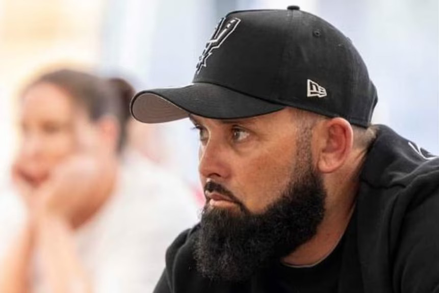 Tasmanian local councillor calls for end to Welcome... | National ...