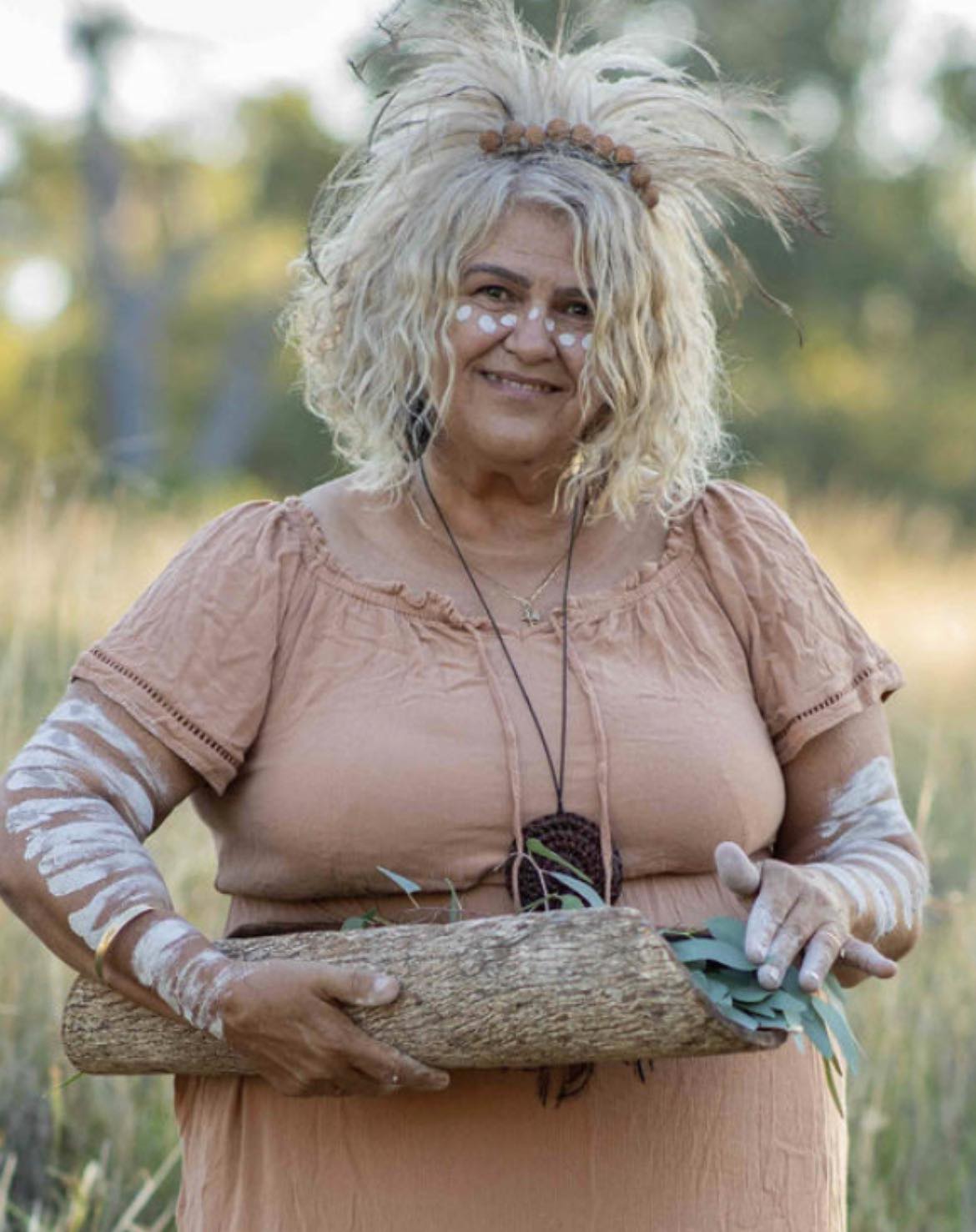 Baagi Milaygiin connects bush beauty products with ... | National ...